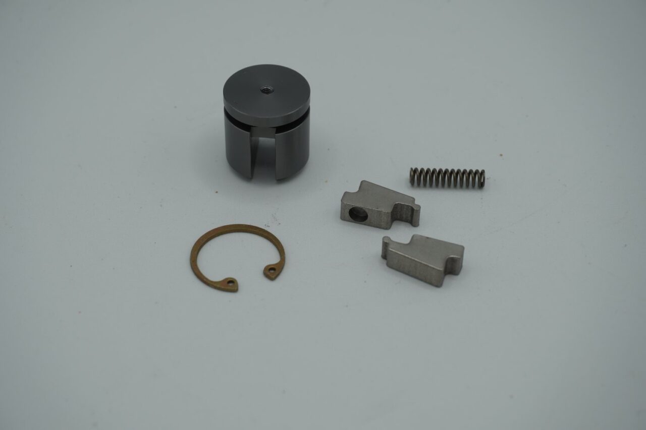 Stub Axle Central Bolt GT3 Cup 997.2 | Center Lock Rebuild Kit - Demon ...